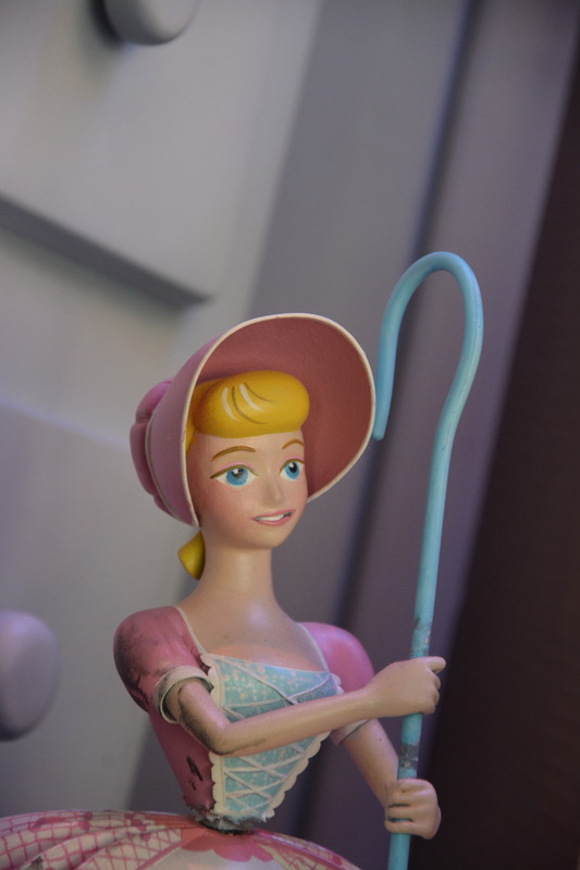 Toy Story Enchanted Window Debuts at Disneyland – Toy Story Fangirl